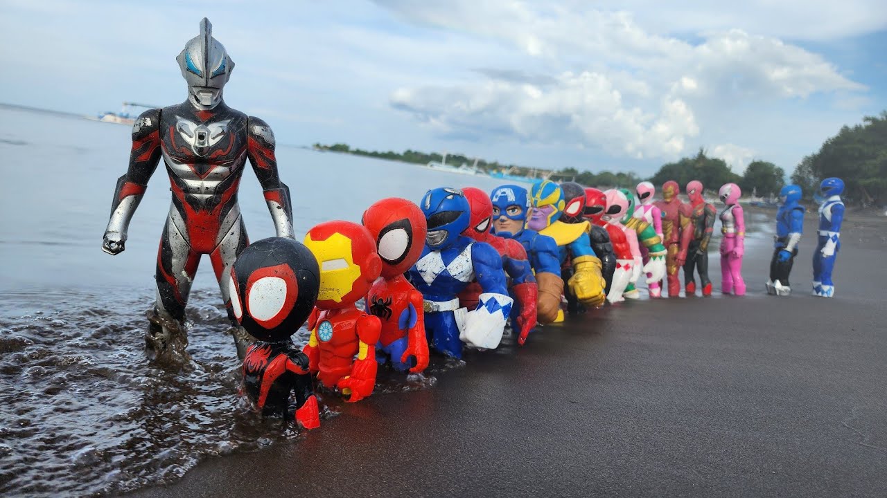 POWER RANGERS, ULTRAMAN VERSUS AVENGERS, HULK, IRON MAN, SPIDERMAN ...