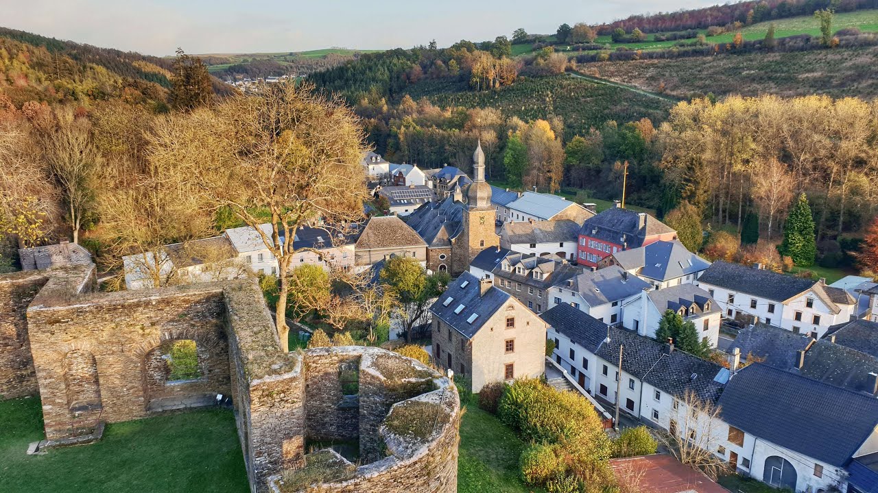 Balade à Burg Reuland - YouTube
