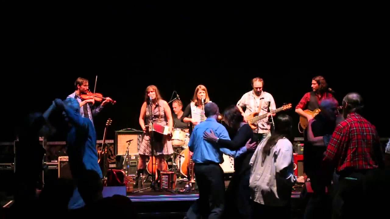 Mo' Mojo - Mo' Mojo Zydeco - YouTube