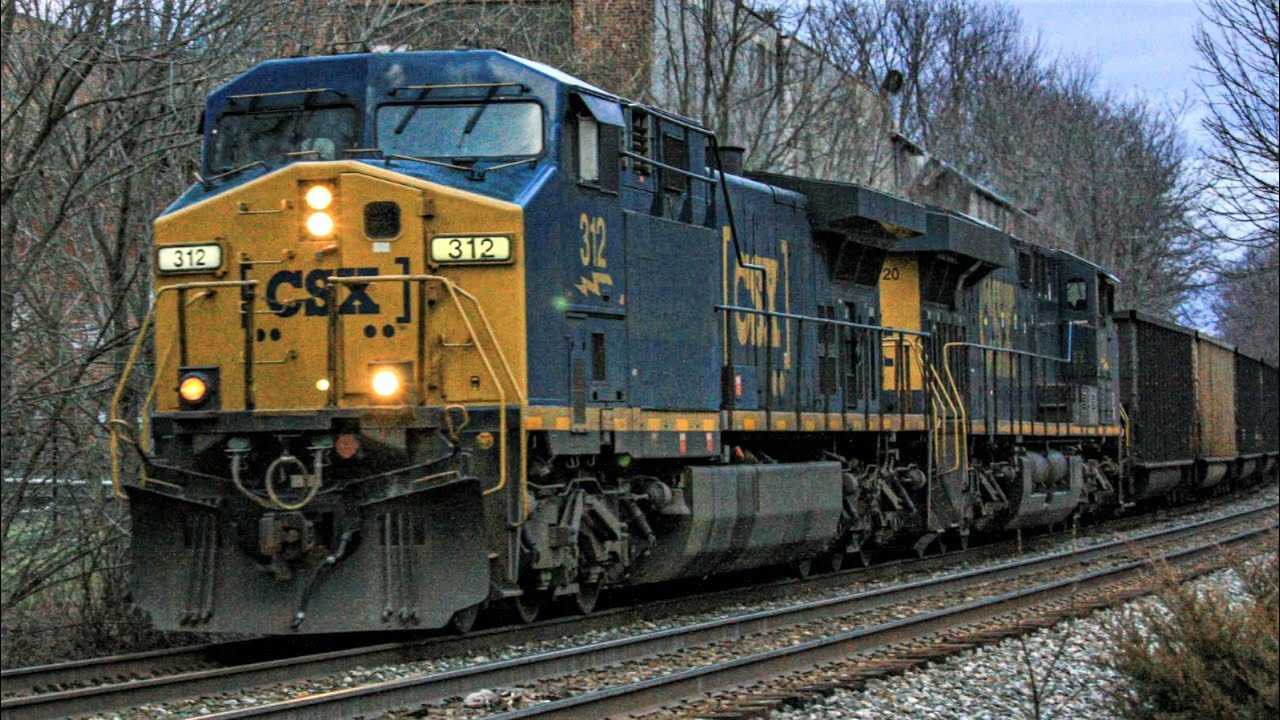 Fast CSX Freight Trains! - YouTube