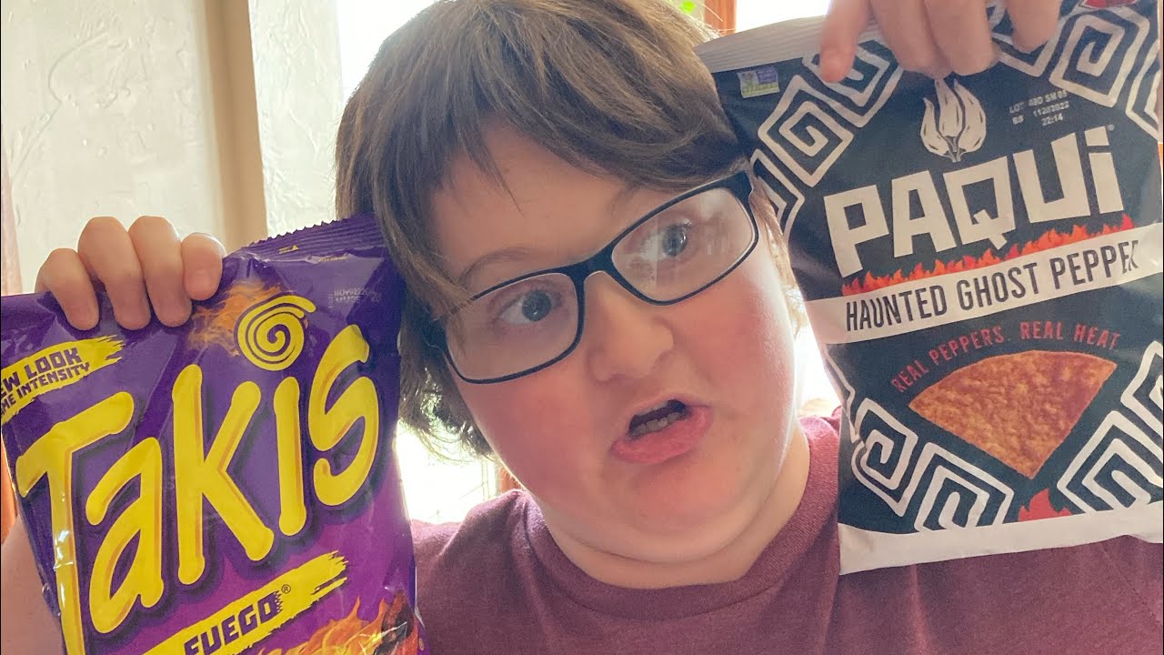 2019 ONE CHIP AND TAKIS CHALLENGE MUKBANG #mukbang ...