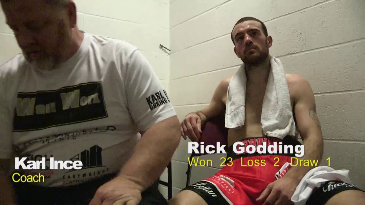 Rick Godding loses a close decison to Jimmy Kelly Jr - YouTube