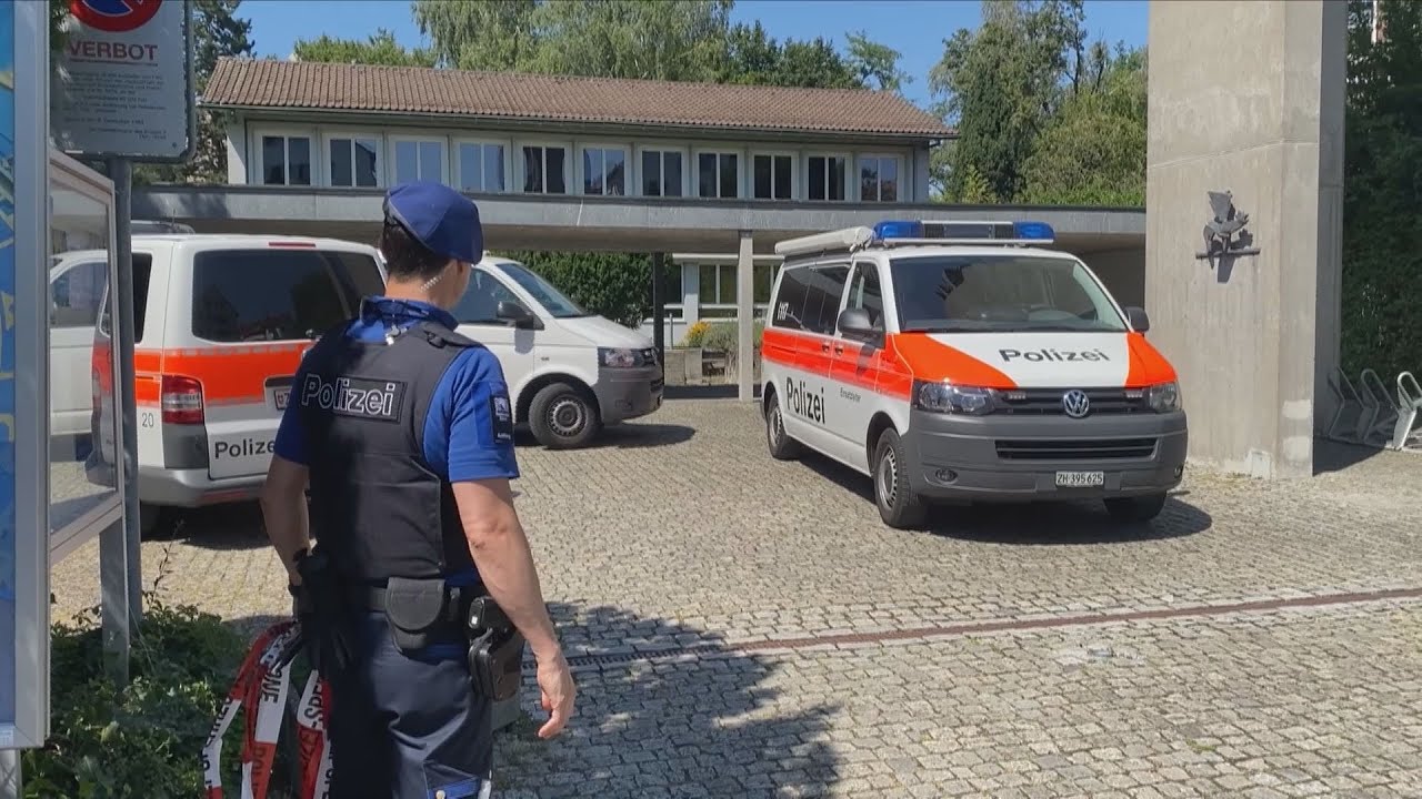 Zürich ZH: Polizei schiesst Mann ins Bein - YouTube
