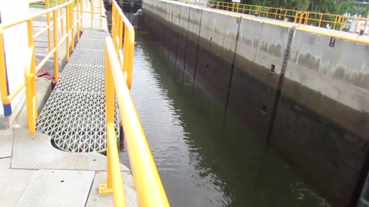 2020 July New York Fulton Locks 3 - YouTube