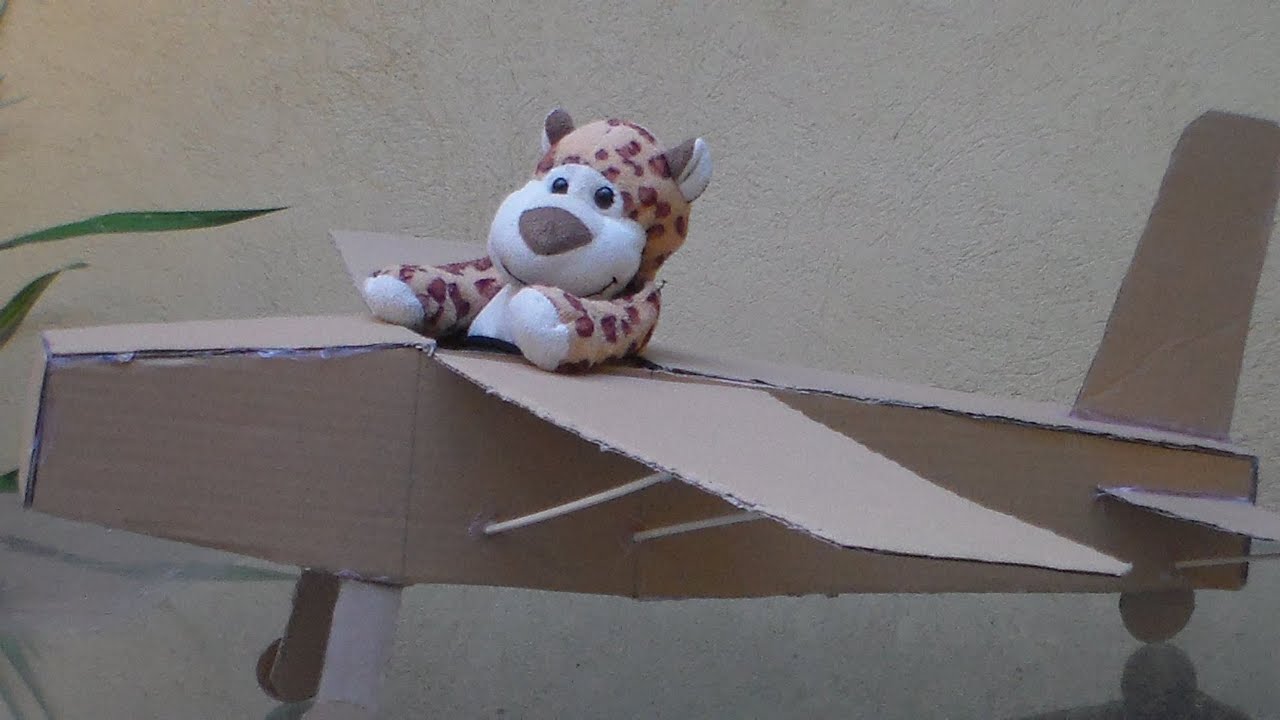 fabrication de mon avion :) - YouTube