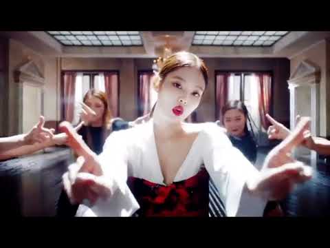 Jennie solo kıyafet değişim