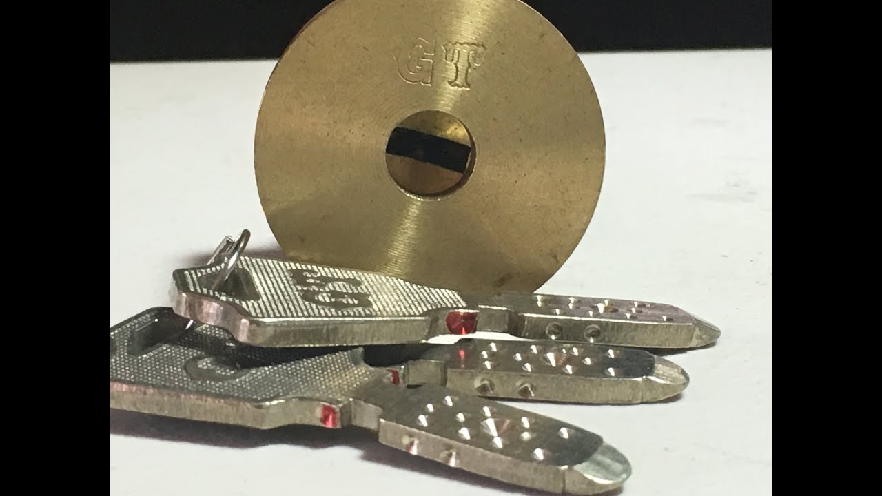 [56] "GT" Dimple Lock + Key with too many dimples. (Picked) - YouTube