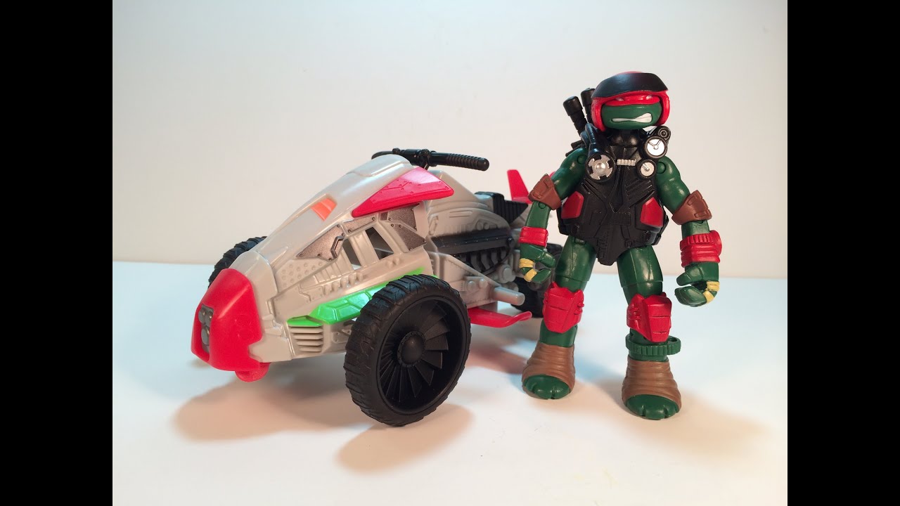 Teenage Mutant Ninja Turtles Tri-Flyer with Jet Jammin' Raph Review ...