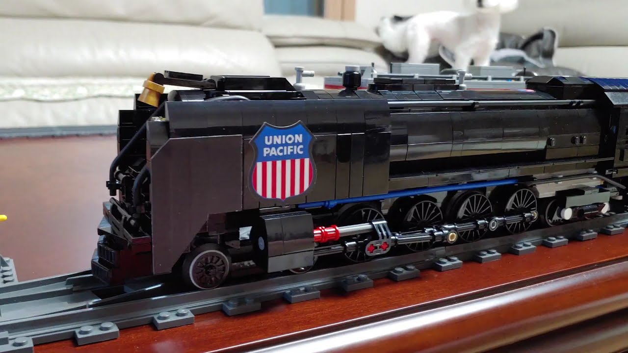 (MOC) Union Pacific 844 Steam Locomotive - YouTube