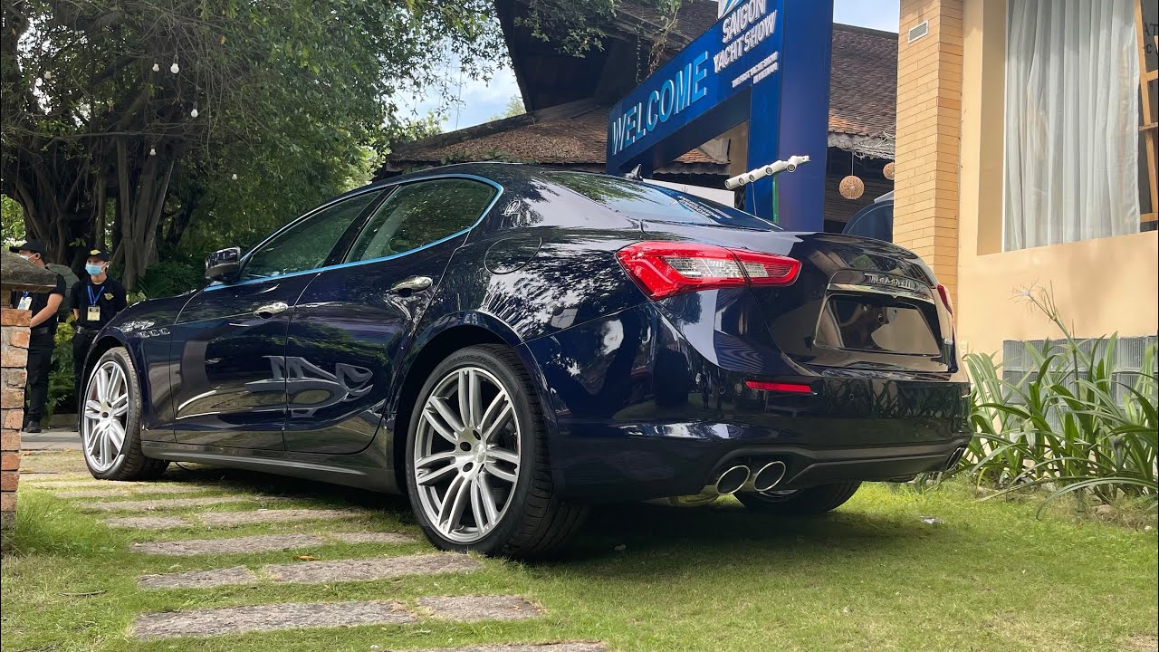 New Maserati Ghibli blue Passione - YouTube