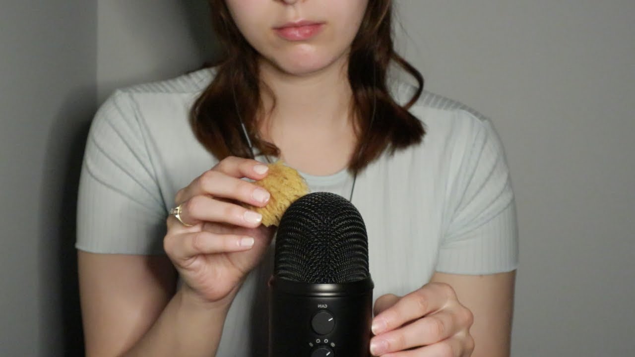 ASMR [Ear to Ear] Hard Sponge On Mic - Constant Sound to Help You Sleep ...