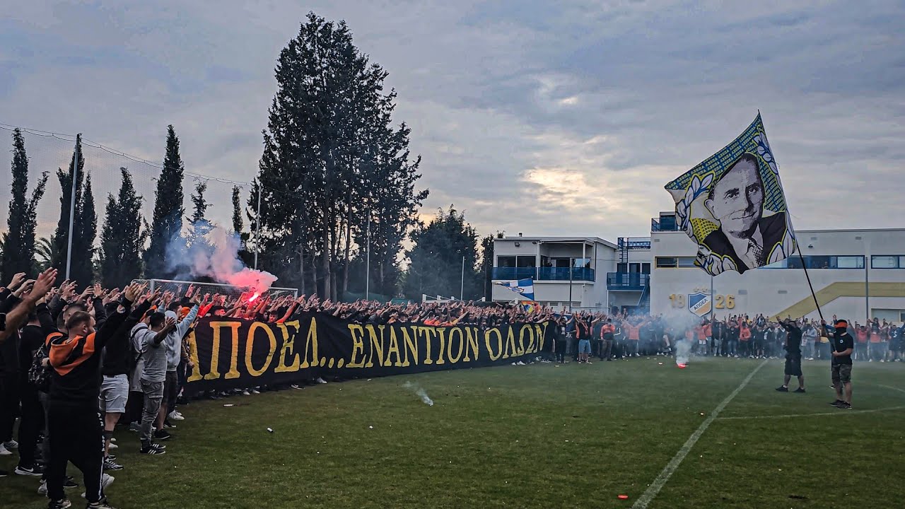 APOEL ULTRAS in the last training before aris 22/4/23 - YouTube