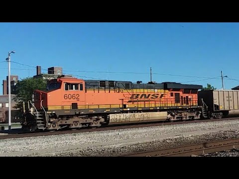 BNSF 5957, 6062, SB - YouTube
