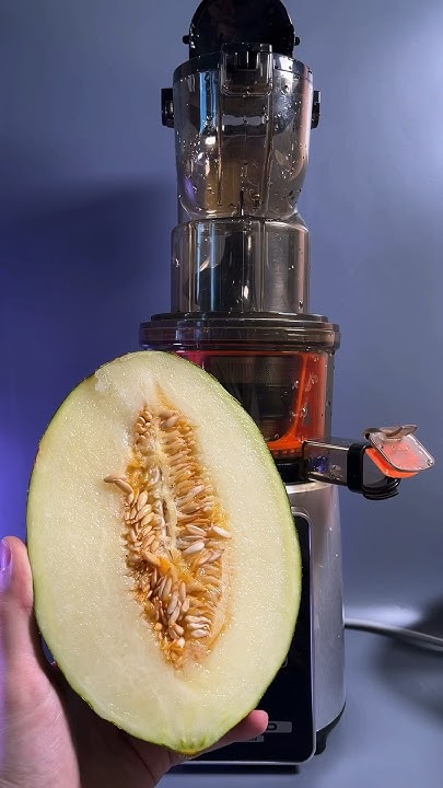 СОК ИЗ ДЫНИ СО ЛЬДОМ🍈 #сок #соковыжималка #short - YouTube