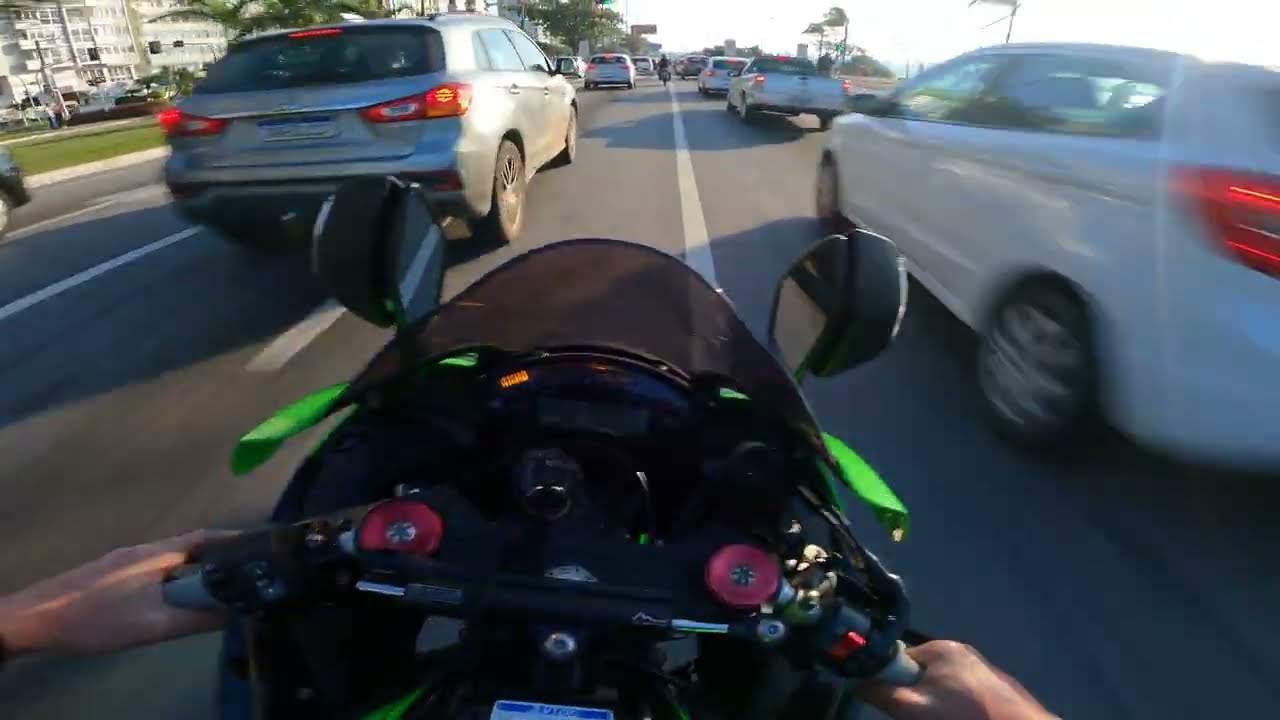 Good riding with Ninja ZX10-R 2017 | 4K res | POPS AND BANGS - YouTube