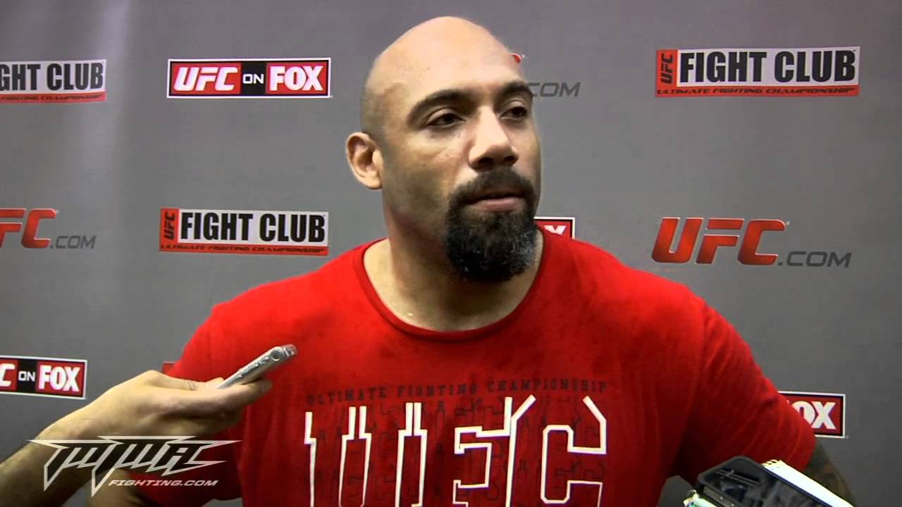 Lavar Johnson Feels Like He's Seen Pat Barry's Best Already - YouTube