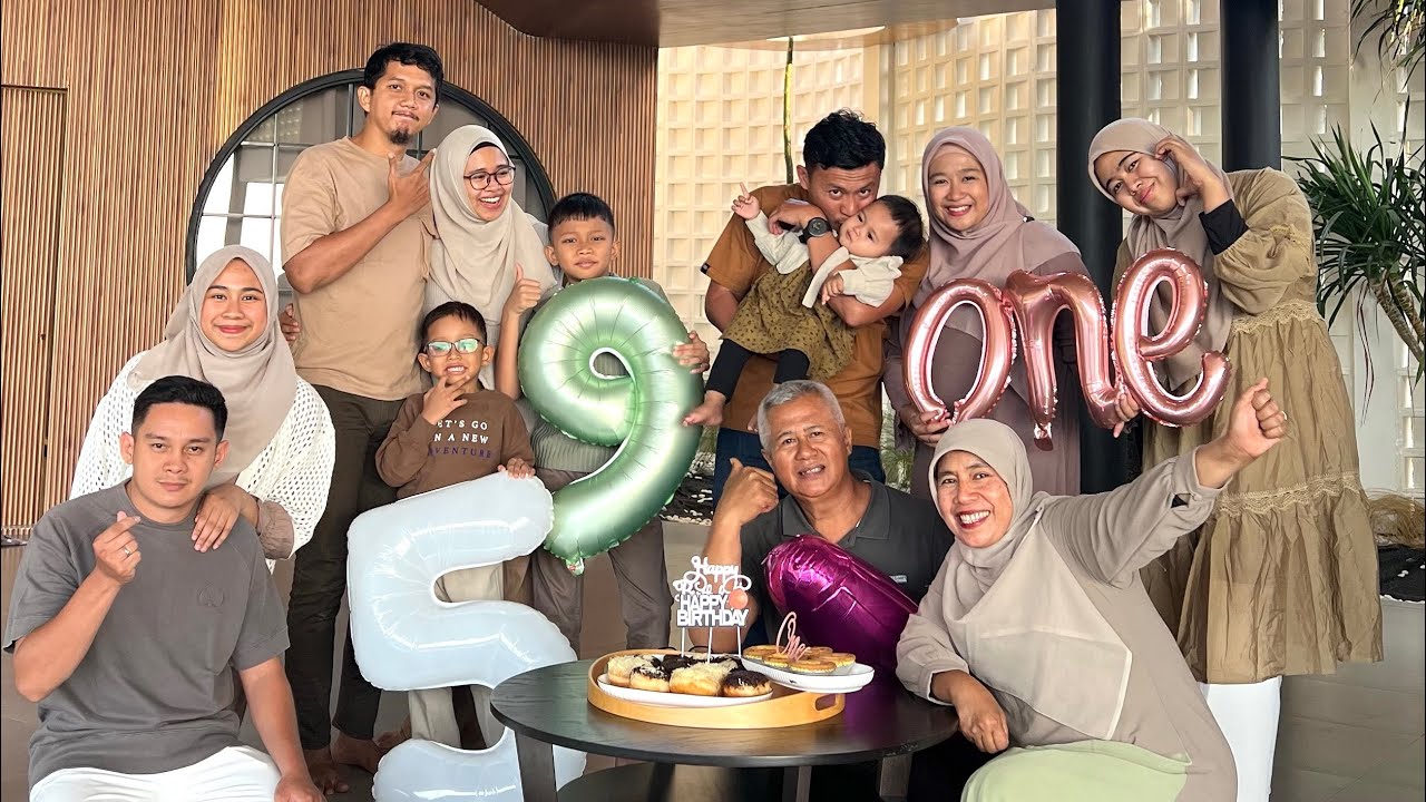Oamra Villa - Oct Birthday Party 159 - YouTube