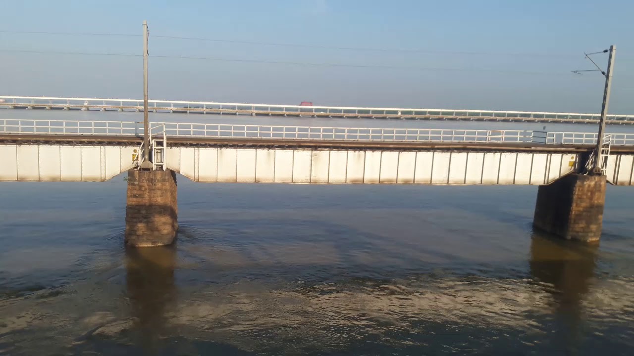 Mahanadi bridge CTC (Indian Rail) - YouTube