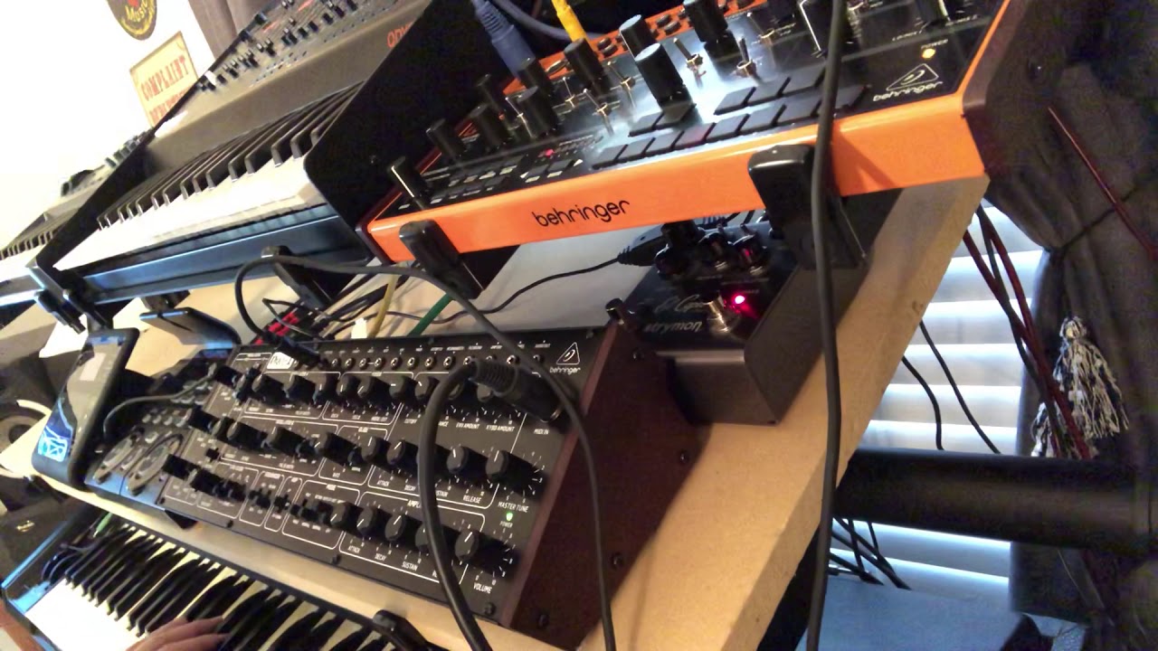 Behringer Crave and Pro-1 Tandem Sequence - YouTube
