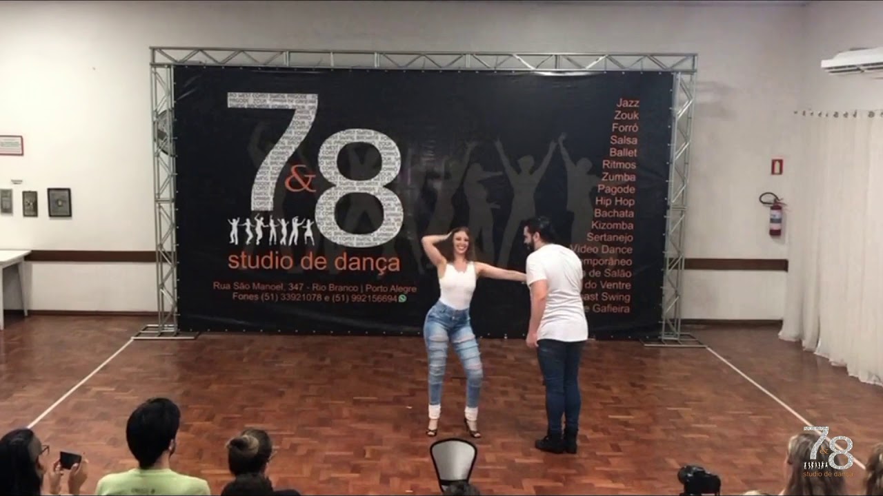 Espetáculo de Final de Ano da 7&8 - 2019 - Duo - Kizomba - Prof. Guigo ...
