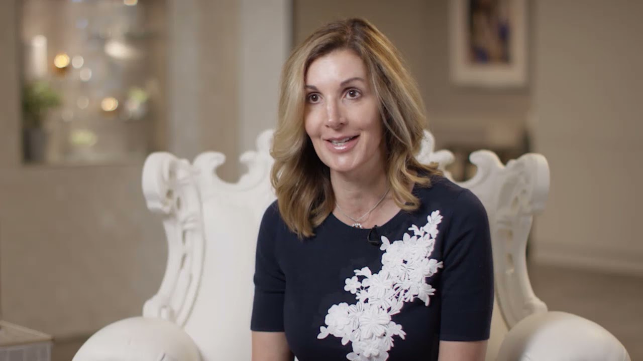 Dr. Suzan Obagi on SUZANOBAGIMD™ Intensive Daily Repair (IRD) - YouTube