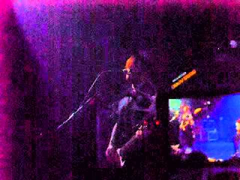 Seether - Broken live Montreal - YouTube
