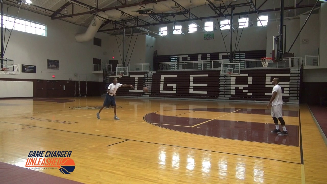 Pro Left Hand Bounce Pass - YouTube