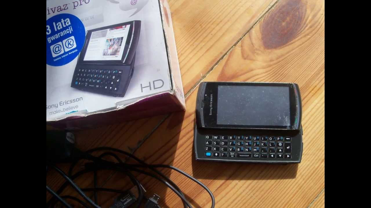 Sony Ericsson U8i VIVAZ PRO - YouTube