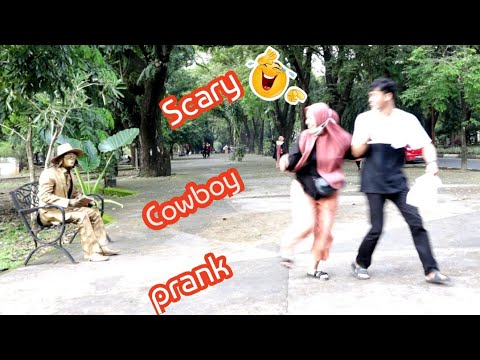 cowboy prank. the best statue prank. patung manusia.the best video ...