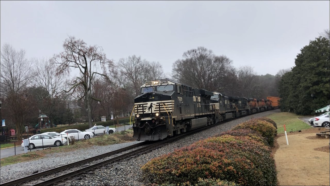 NS 7529 Leads NS 265 Thru Norcross, GA 2/15/2021 - YouTube