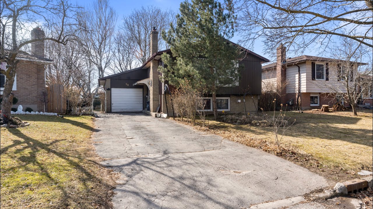 28 Crestlynn Crescent, Simcoe - YouTube