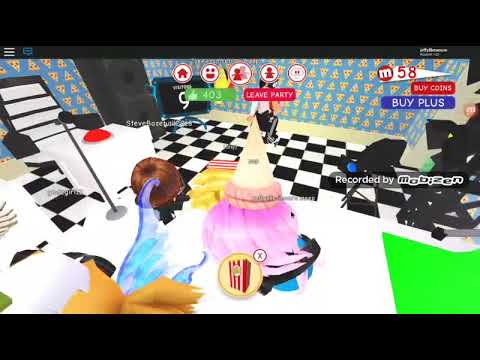 THE COOLEST PARTY EVER! meepcity roblox - YouTube
