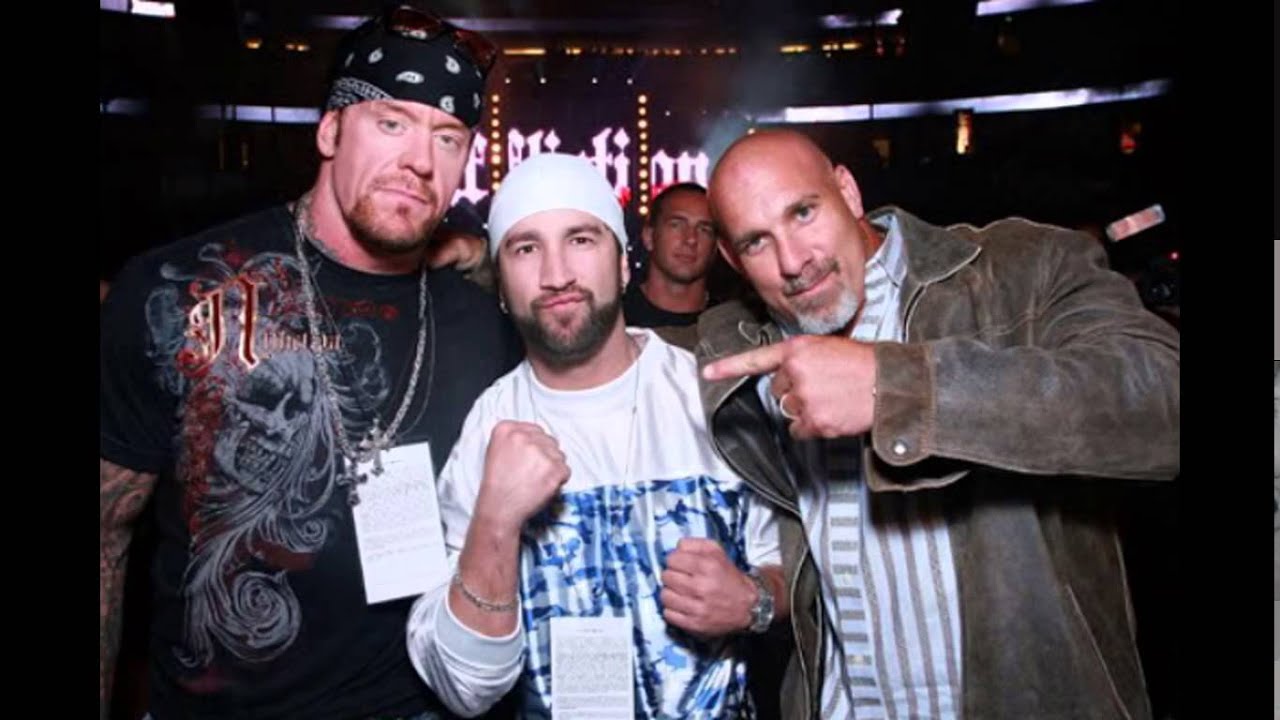 Undertaker- Backstage & Real Life - YouTube