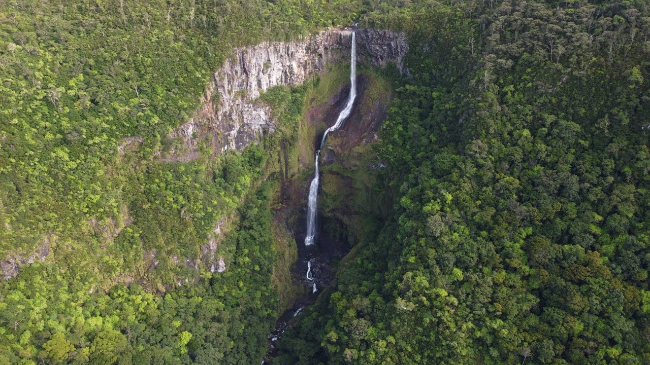 500 Pieds Waterfall Mauritius - YouTube