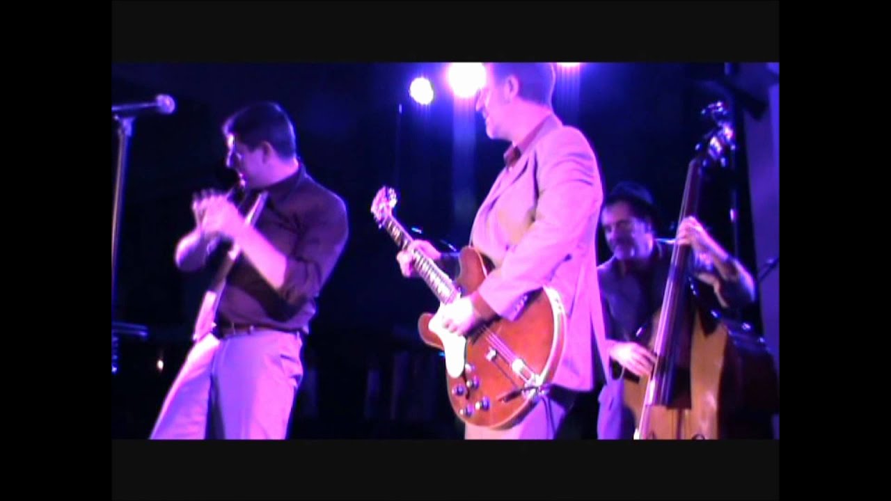 New Line Up was playing « Everything I Do Is Wrong » (by B.B. King ...