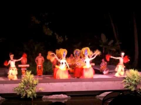 Tahiti dancing at Smith's Luau in Kauai - YouTube
