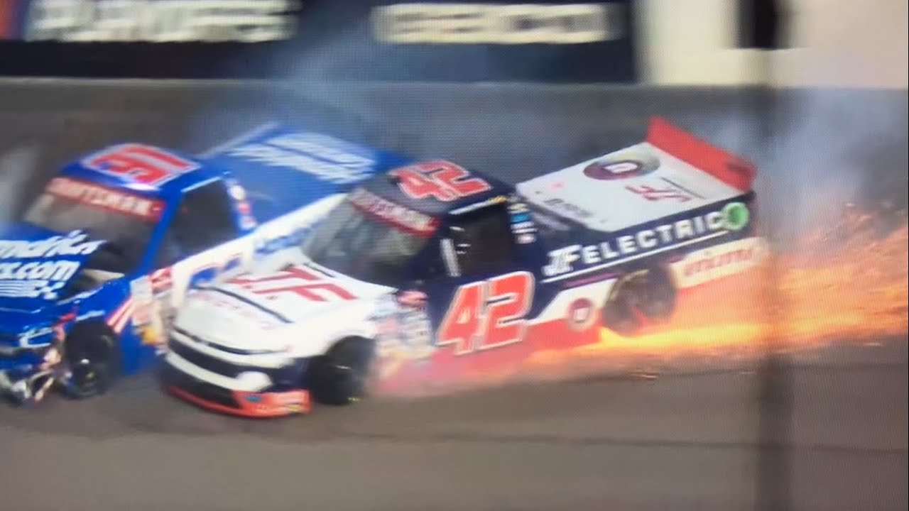 Corey day huge crash 2024 NASCAR truck series kansas - YouTube
