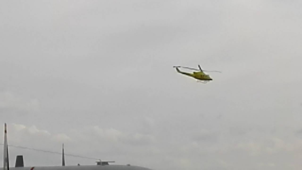 Helicóptero Sanitario SAMU 061 Baleares. Simulacro SAMUR 2016 - YouTube