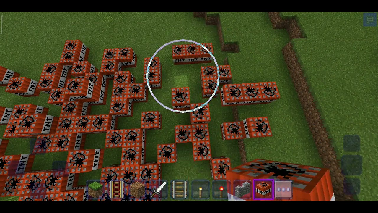 blasting 500 tnt in Minecraft - YouTube