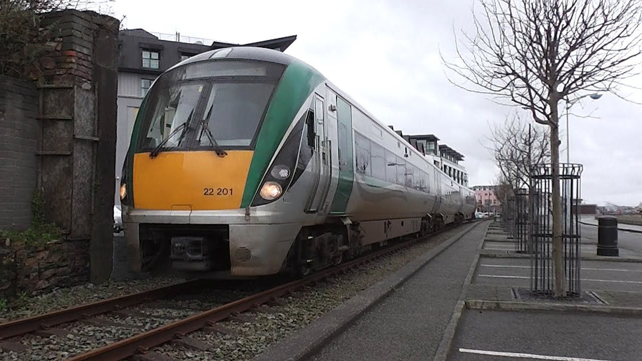 Irish Rail 22000 Class Intercity number 22201 - Wexford, Ireland - YouTube