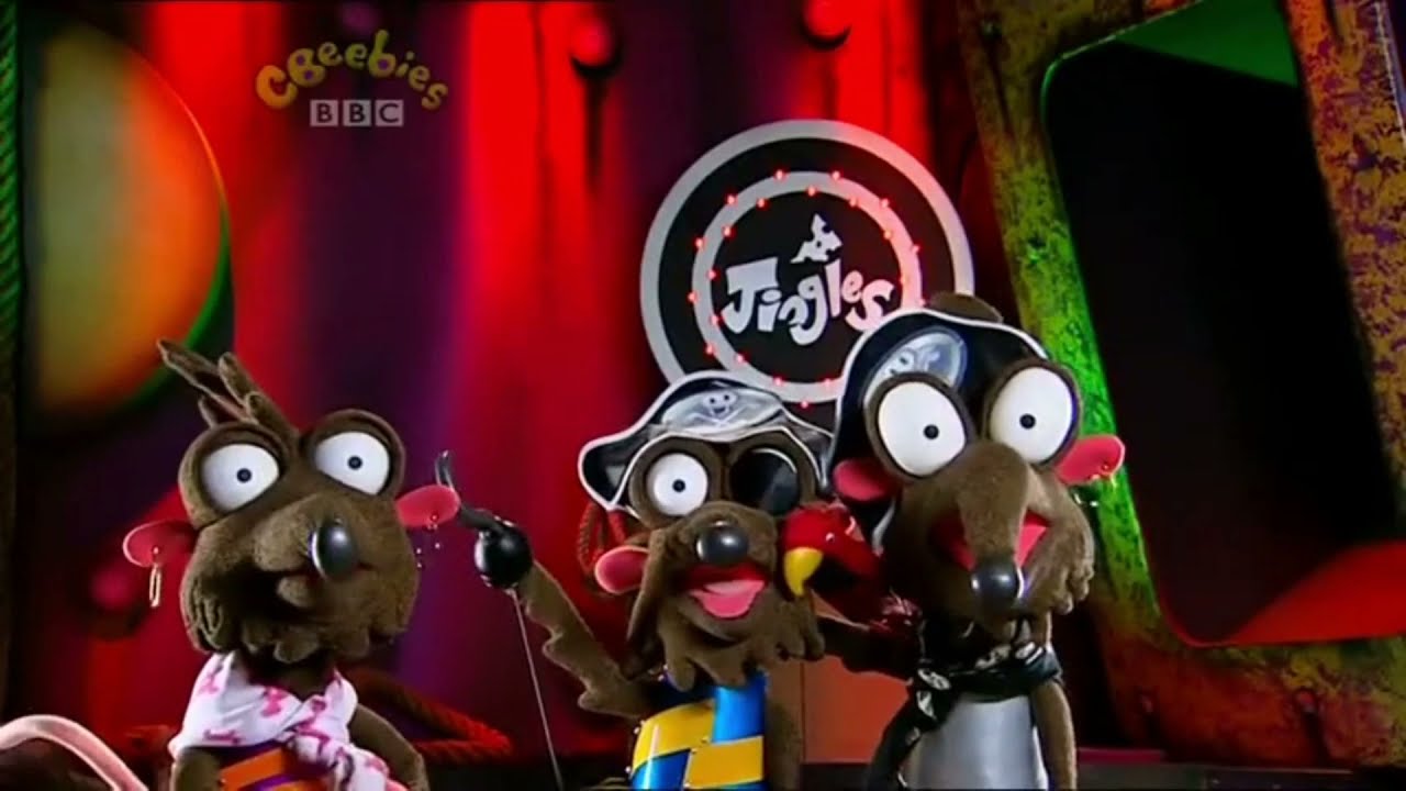 CBeebies Space Pirates The Jingles - With Cat Like Tread - YouTube