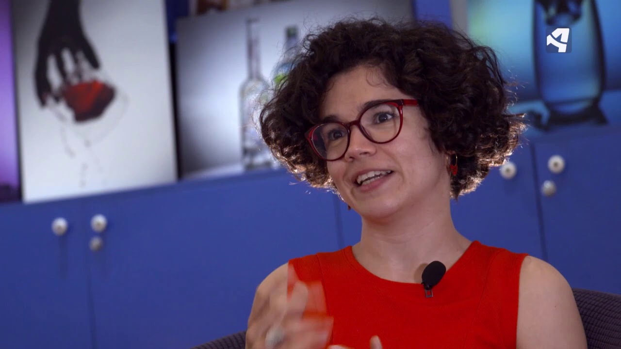 El color de lo invisible - YouTube