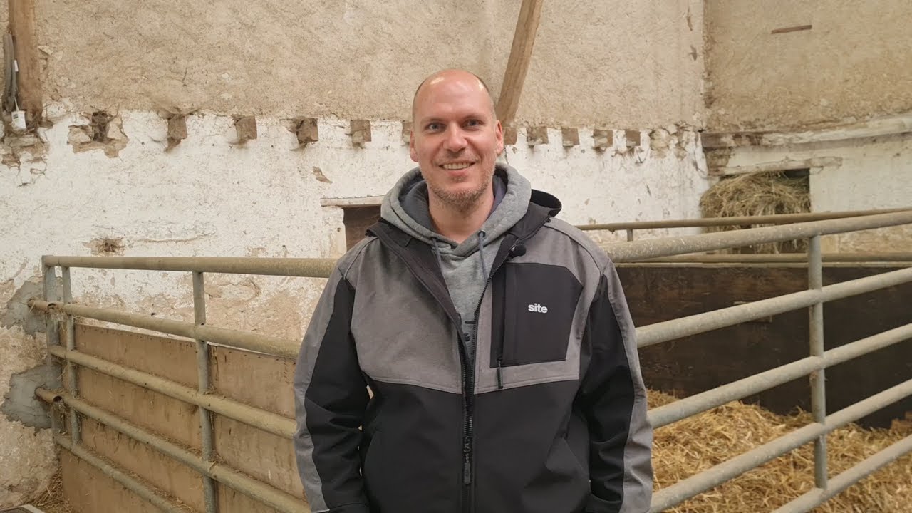 Damien Mallet - Eleveur, Etalonnier de trotteurs - YouTube