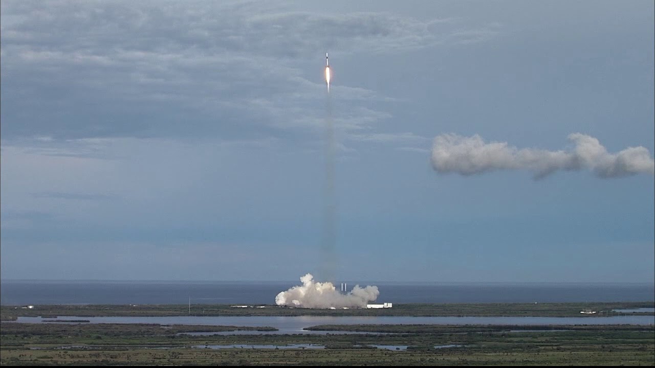 SpaceX Dragon undocking - August 27, 2019 - YouTube