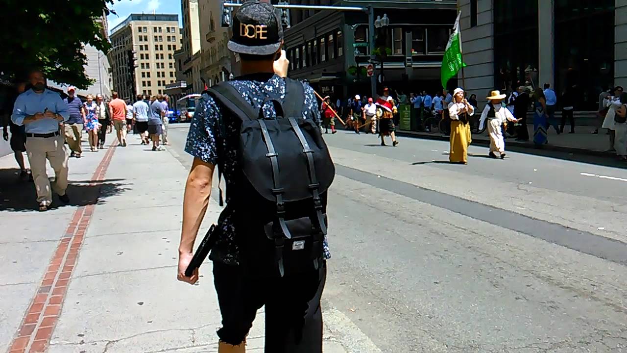 🇺🇸Boston Memorial 🎊Day Parade🇺🇸 - YouTube