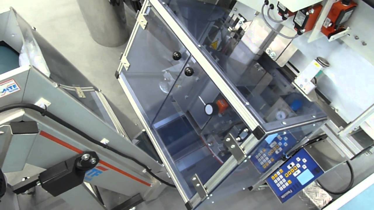 BOY 35 E zeigt kompakten Reinraum - YouTube