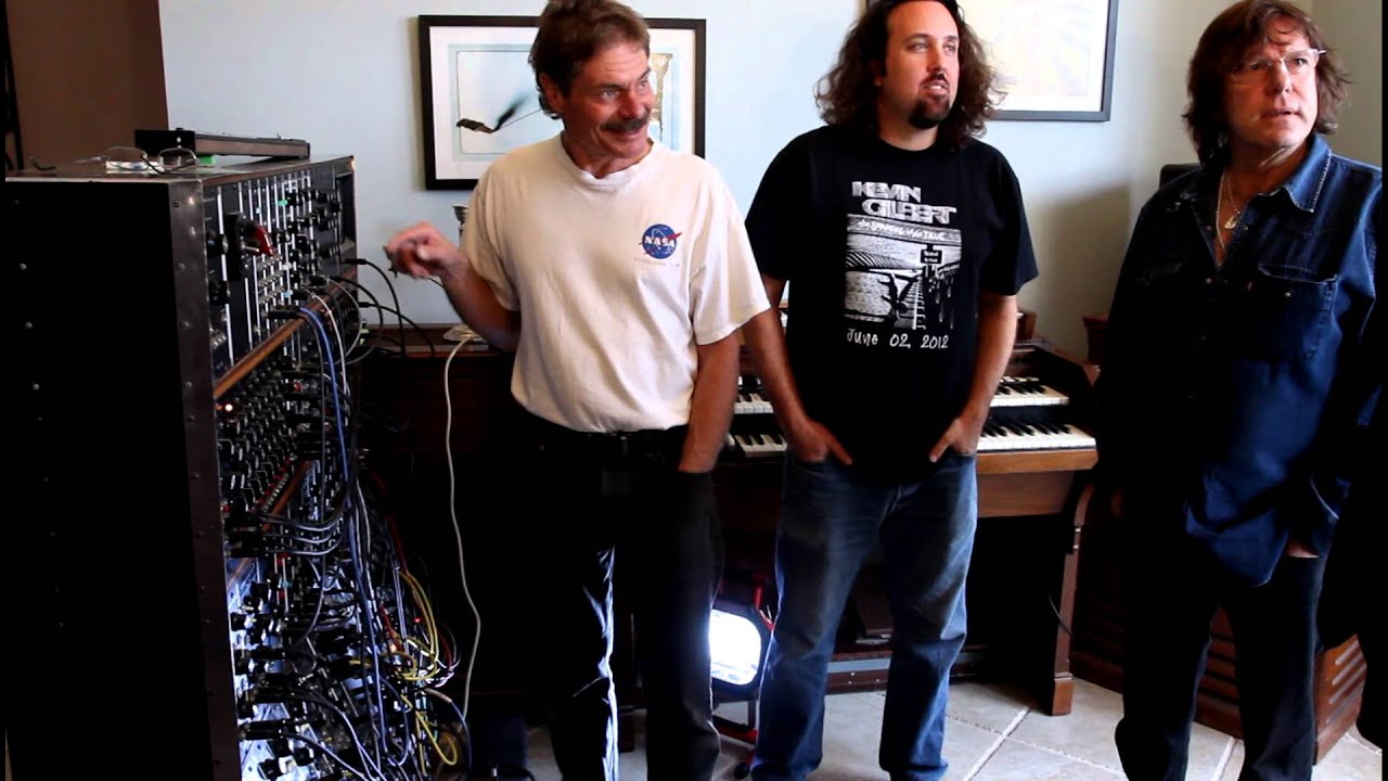 Keith Emerson, Alan Parsons & Dave Kerzner with The Moog - YouTube