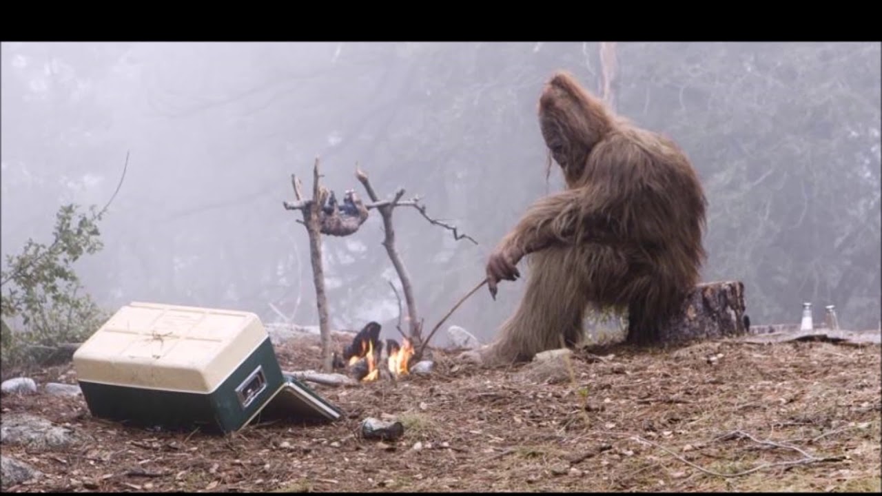 Woman lived in harmony with a Bigfoot clan - YouTube