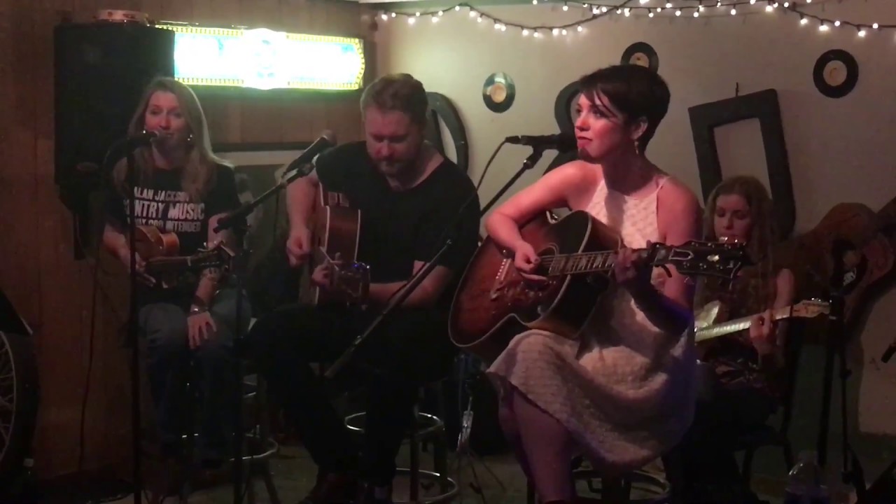 Cover of Mary Chapin Carpenter "I Feel Lucky" - YouTube