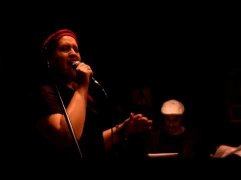 "Sin Piel" - Pepa Pascal / MúSiCa MeZcLaÍtA - YouTube